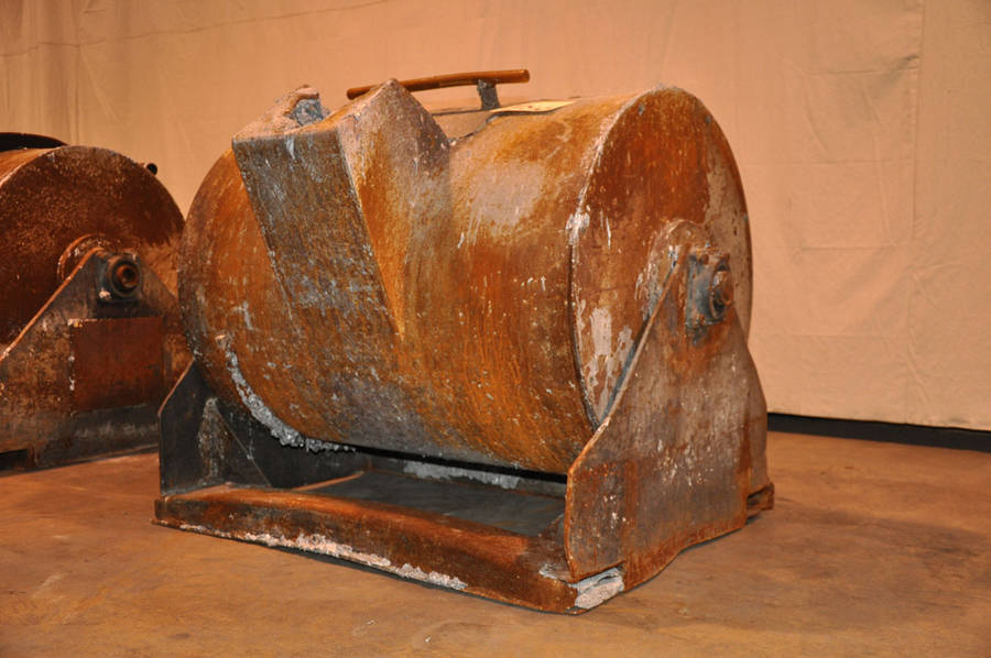 Used Arrow-Acme PL855 600 Pounds Transfer Ladle - Forklift Type - Bull ...