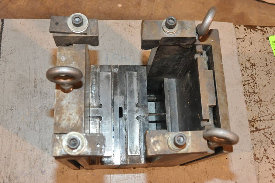 Used DME DCS-1012-A 1012 inches Standard Duty, Single Unit, Cold ...