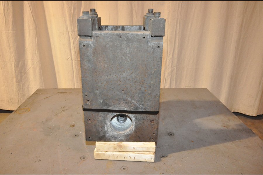 Used DME DCS-1012-Z 1012 Standard Duty, Single Unit, Hot Chamber Zinc ...