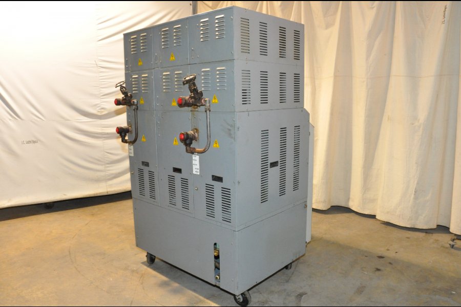Used Mokon H54248IN 96 kW (48 kW per zone) Hot Oil Heater unit with ...