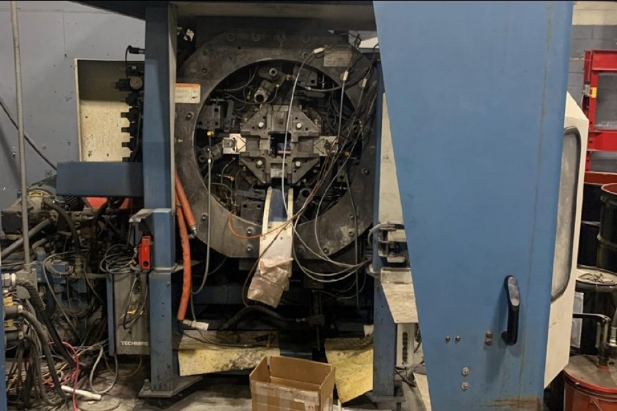 Picture of Techmire Model 44NTXR Multi-slide Hot Chamber Miniature Die ...